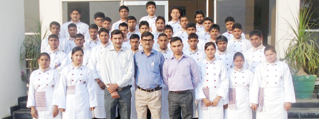 Six Months Hunar Se Rozgar Tak Program - Course Guidelines - Institute ...